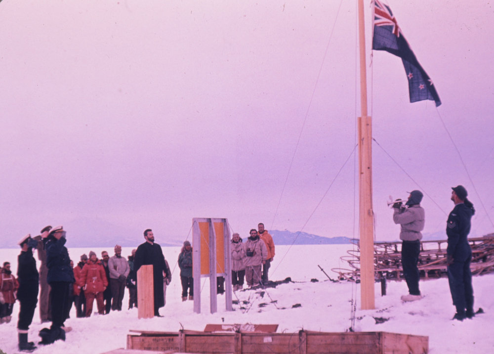 Unveiling of memorial to Lt Tom Couzens | Antarctica NZ
